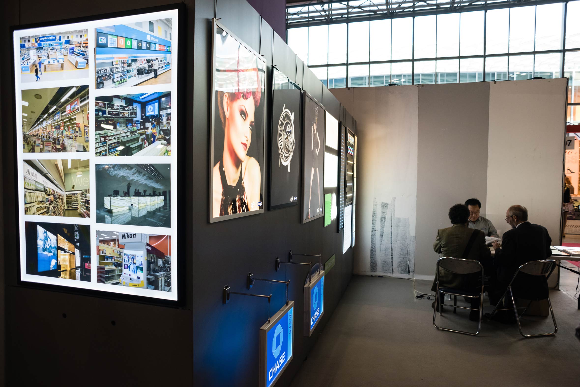 screens-dig | Gallery Digital Signage